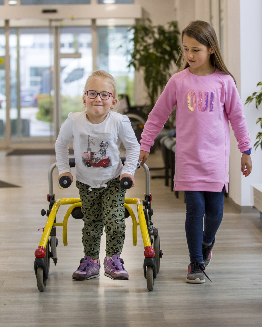 Spina bifida: offener Rücken (Myelomeningocele, MMC) | Pohlig GmbH