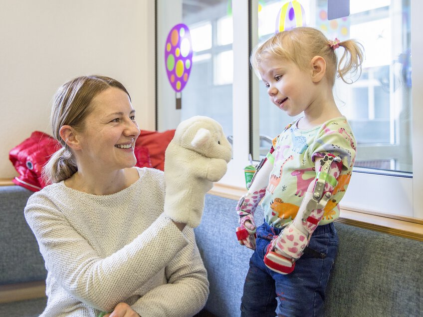 Arthrogryposis multiplex congenita (AMC) Behandlung